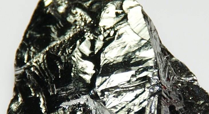 Why silicon and germanium are semiconductors - Electrical Engineering ...