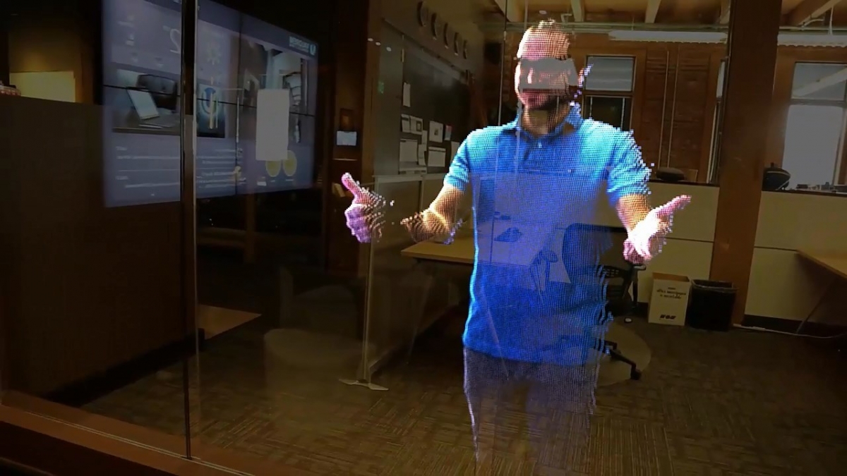 Watch This 3D Holographic Conversation Using HoloLens Technology ...