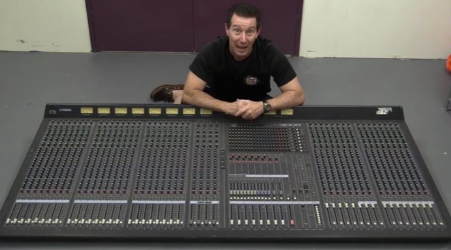 Teardown: Yamaha M3000 Mixing Console - Electrical Engineering News and ...