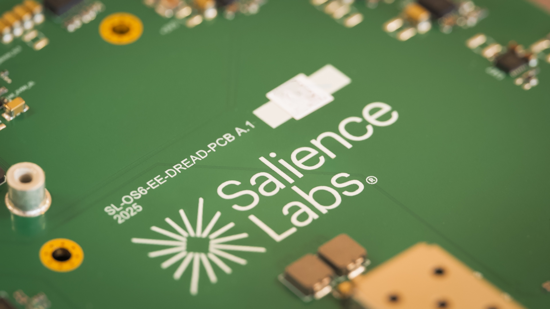 All-optical circuit switch supports 200G PAM4 in sub-1RU footprint ...